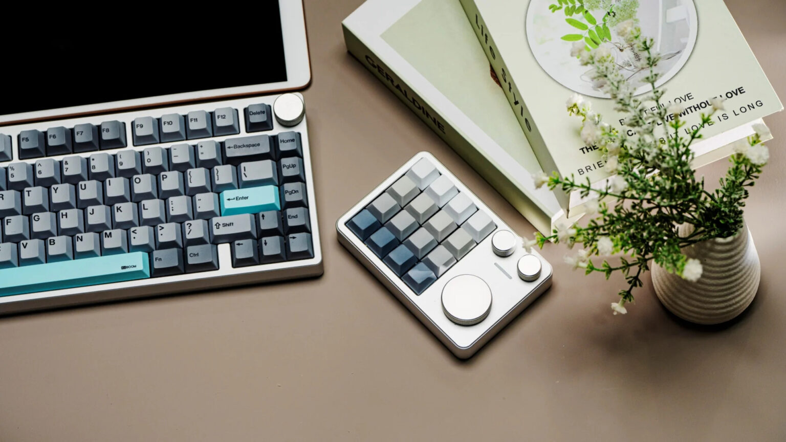 KiiBOOM Cybrix 16 Macro Pad Review - digitalchumps